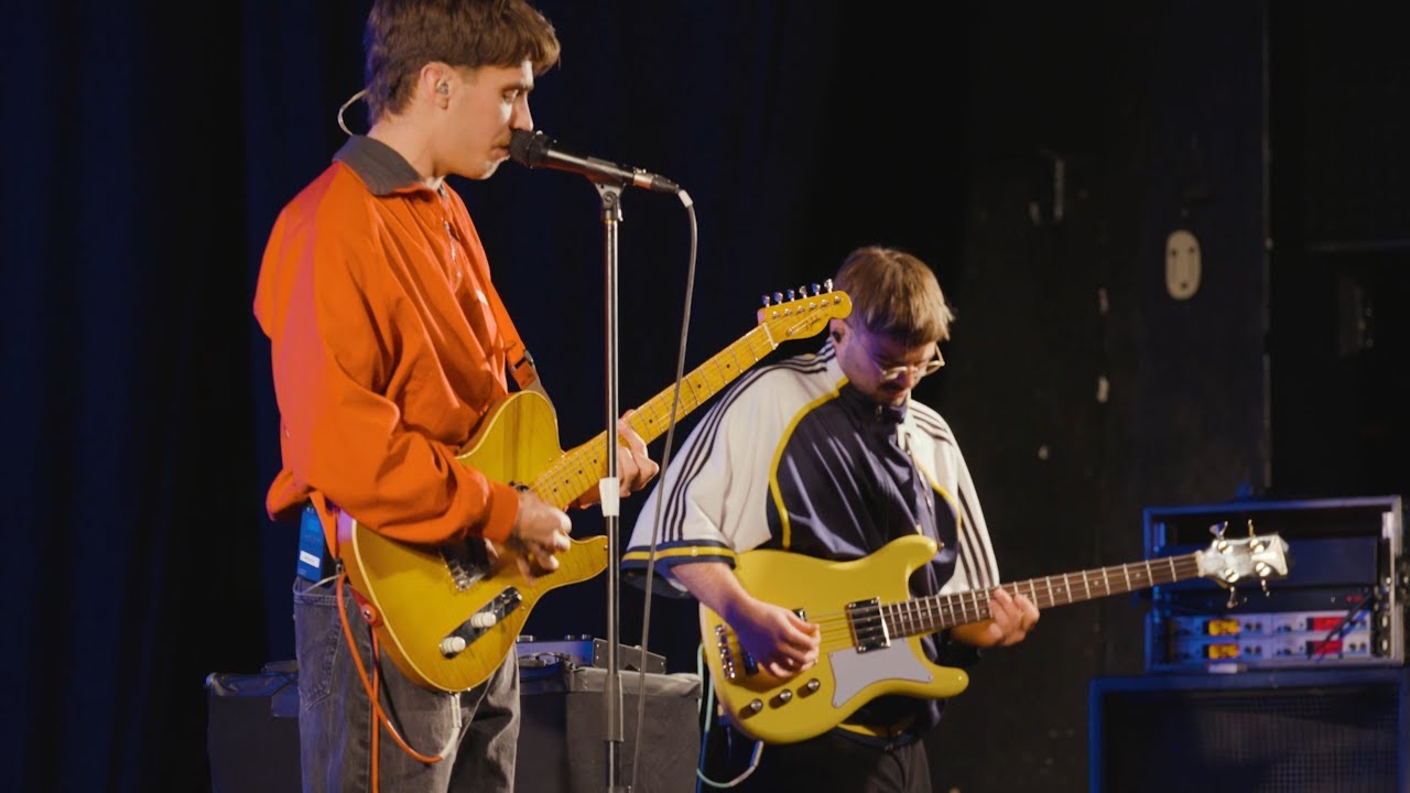 Blu boy express | Arnaud Rolle | TEDxFribourg - YouTube
