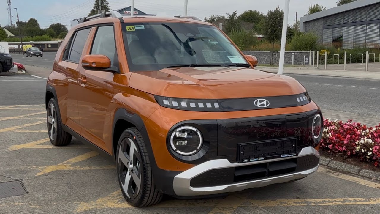 Sienna Orange - Colour Demonstration on Hyundai Inster - YouTube