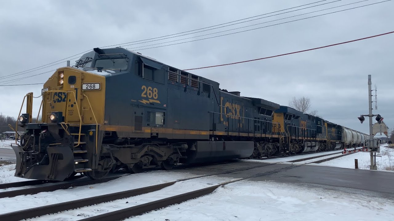 CSX M326 with a SD40-3 passes New Buffalo - YouTube