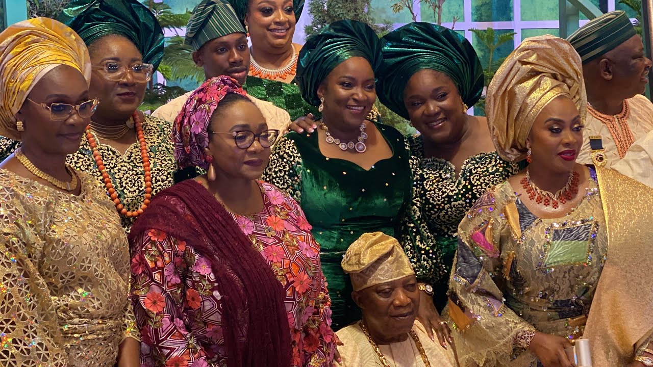 WATCH HOW ENTIRE ADEBUTU FAMILY POPULAR KNOWS AS BABA IJEBU CAME TO ...