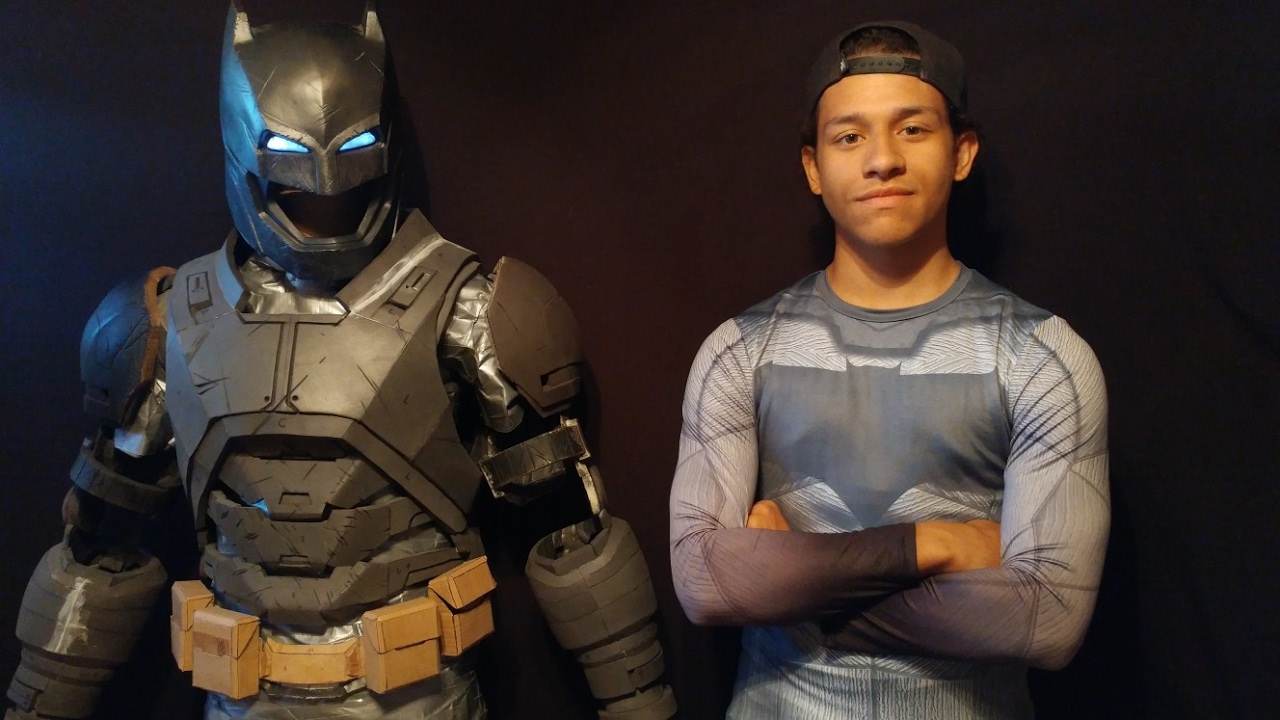 Batman v Superman Armor Update - Foam Torso, Shoulders, and Gauntlets ...