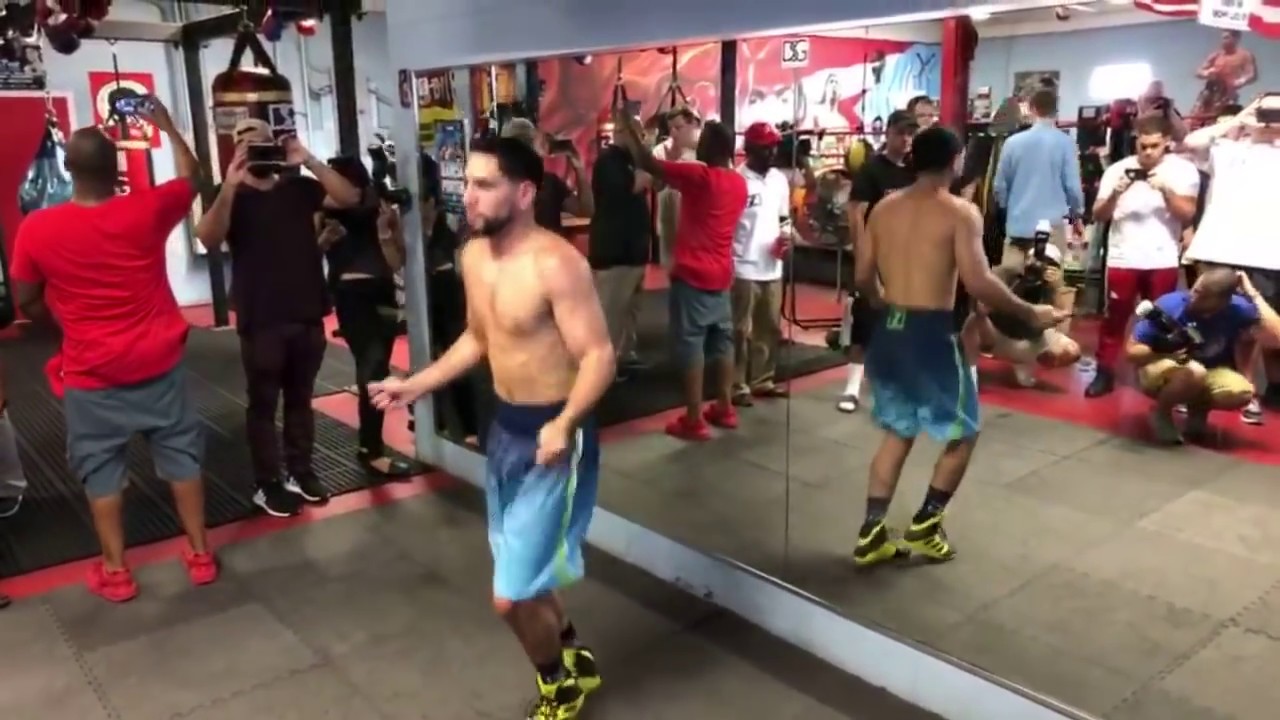 🔴🎥Live Danny Garcia Philadelphia Media Workout #Thaboxingvoice - YouTube