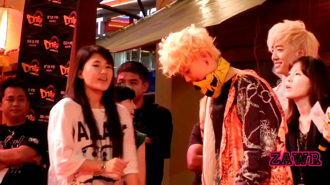 [Fancam] 120114 Bang & Zelo Showcase in Malaysia - Playing Game - YouTube