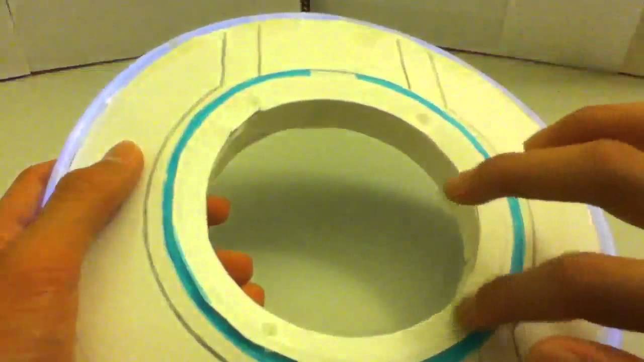 Paper TRON Identity Disc (It glows around it!) - YouTube