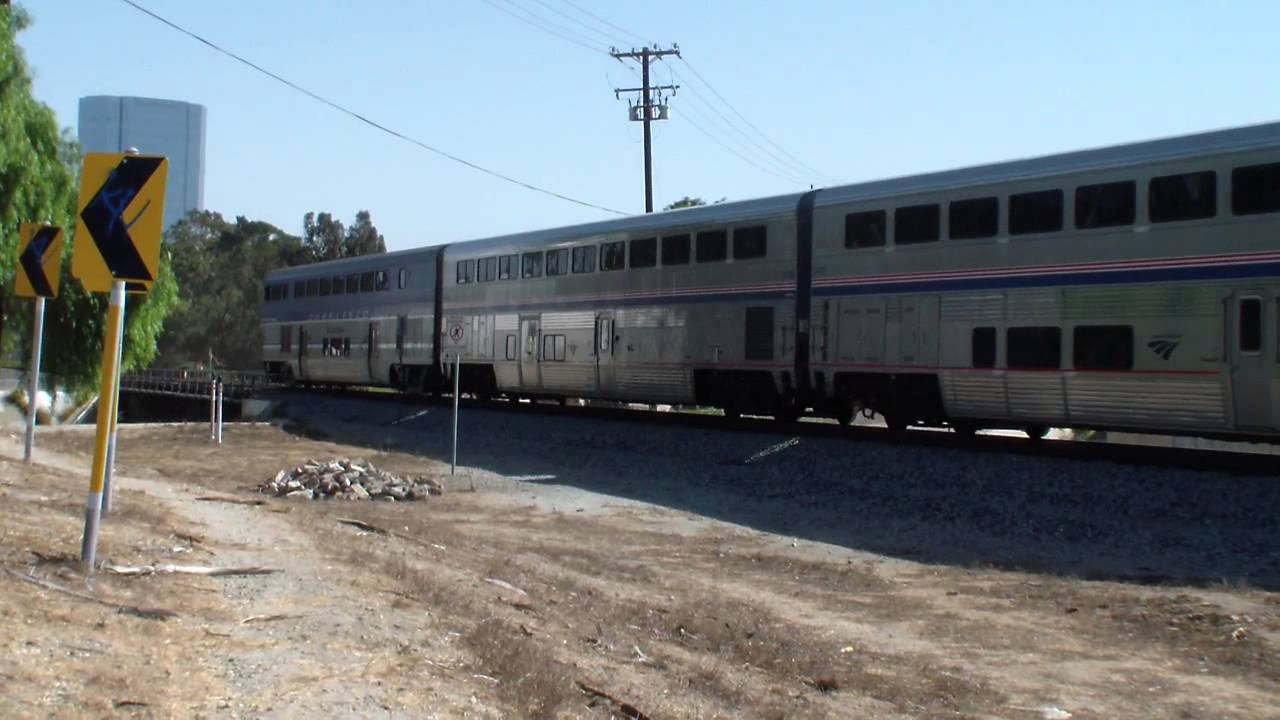 Amtrak in Oxnard, California - YouTube