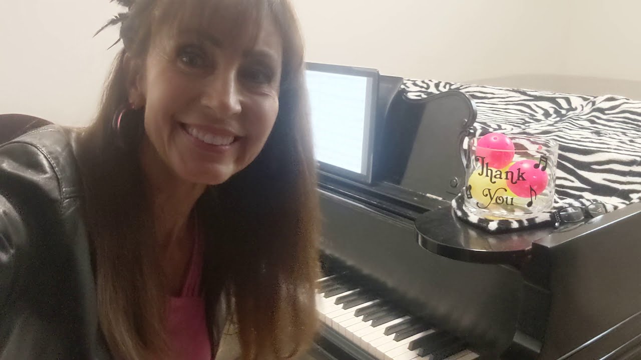 MOONLIGHT SONATA (Beethoven) - Piano Solo - Tracy Harris - YouTube