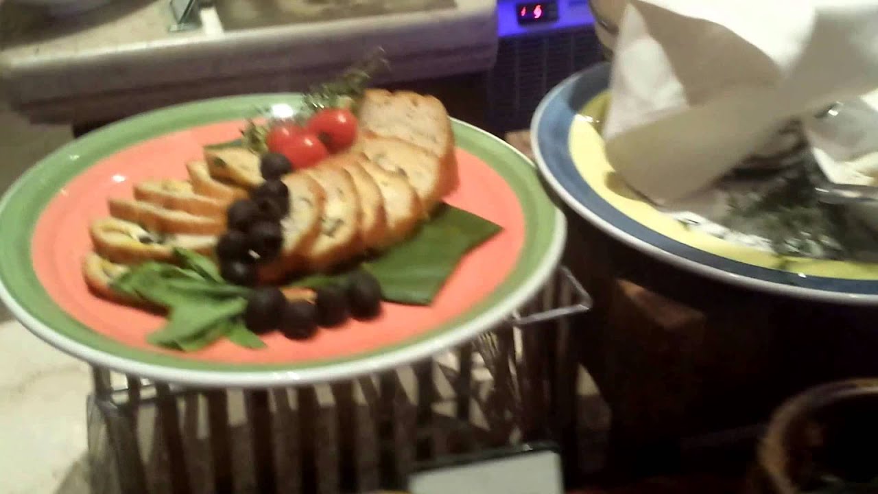 Peninsula Manila Makati - Dinner Buffet - YouTube