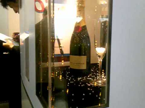 Transparent EL Display @FPD international 2008 - YouTube
