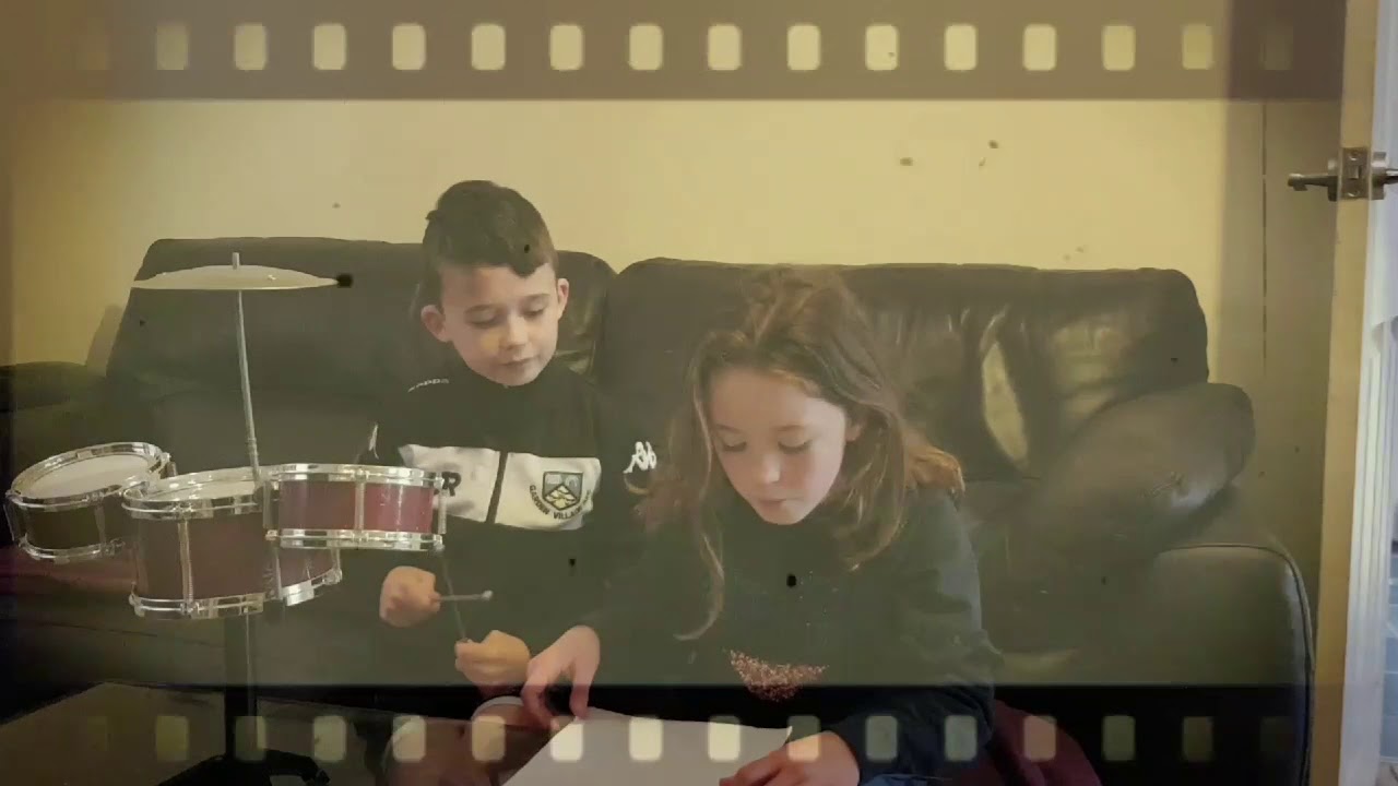 Alys Rees and Corey Rees telling jokes - YouTube