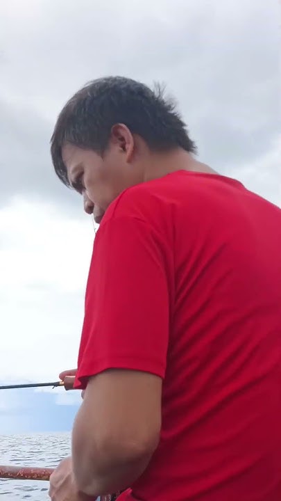 grabe ang laki NG isda - YouTube