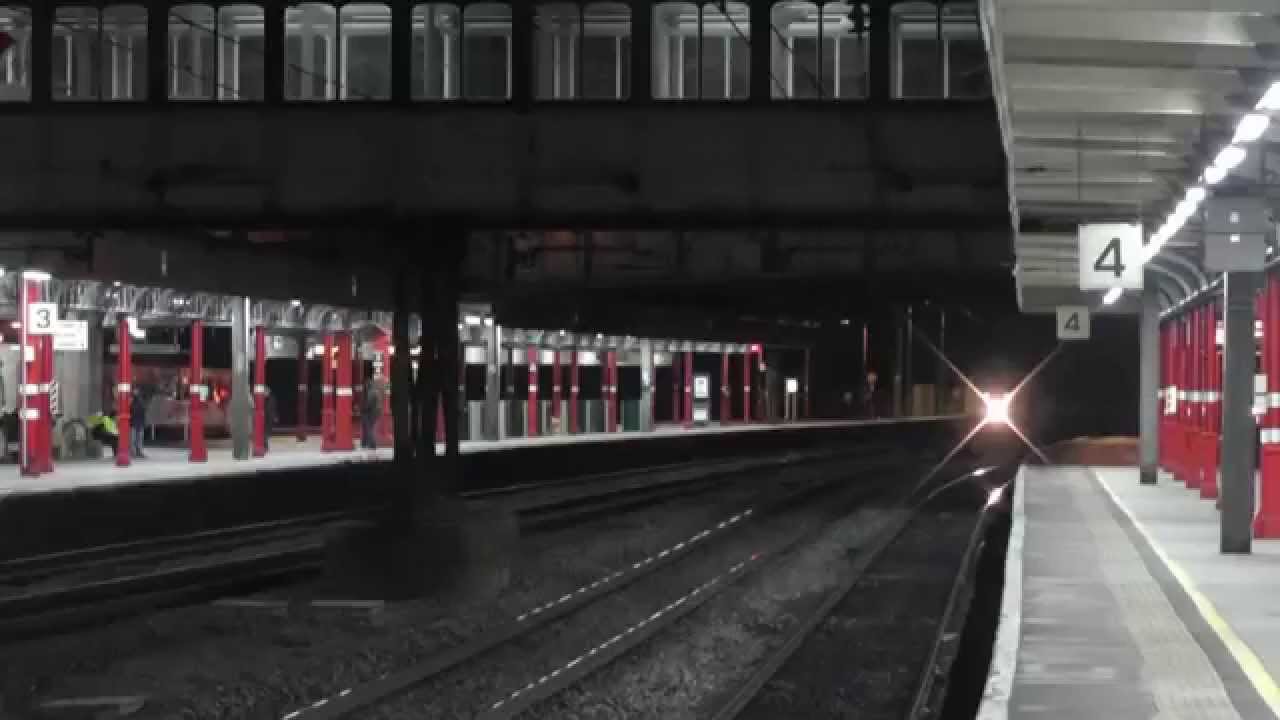 Class 86's on liners, 86605/86627 4m74 and 86612/86632 4m11 21st ...