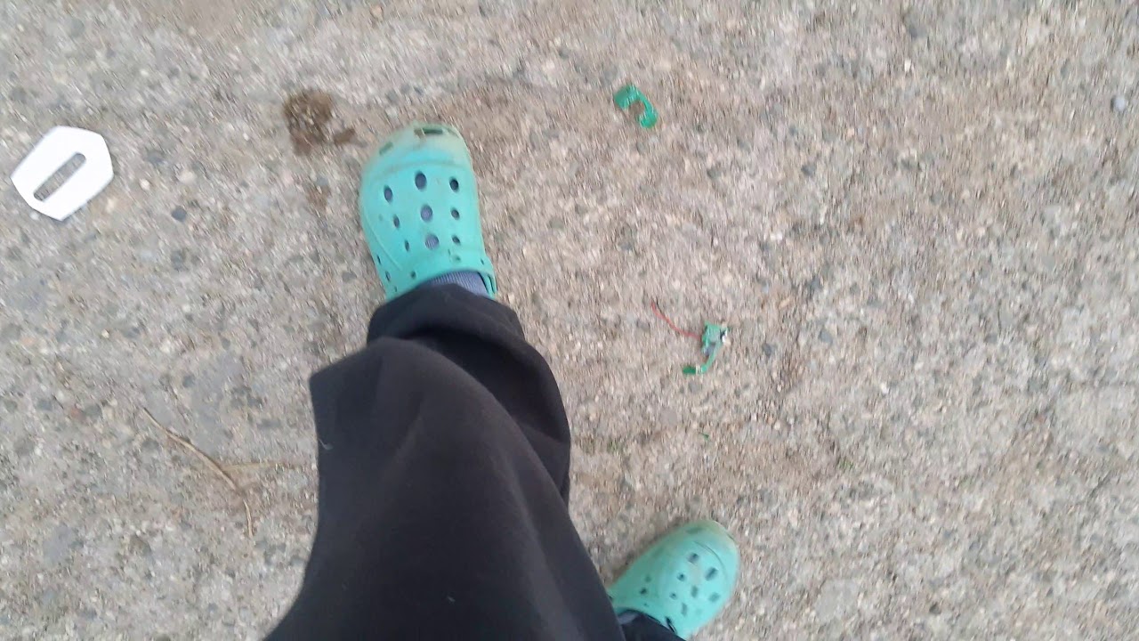 SMASHING A MOUSE (PART 1) - YouTube