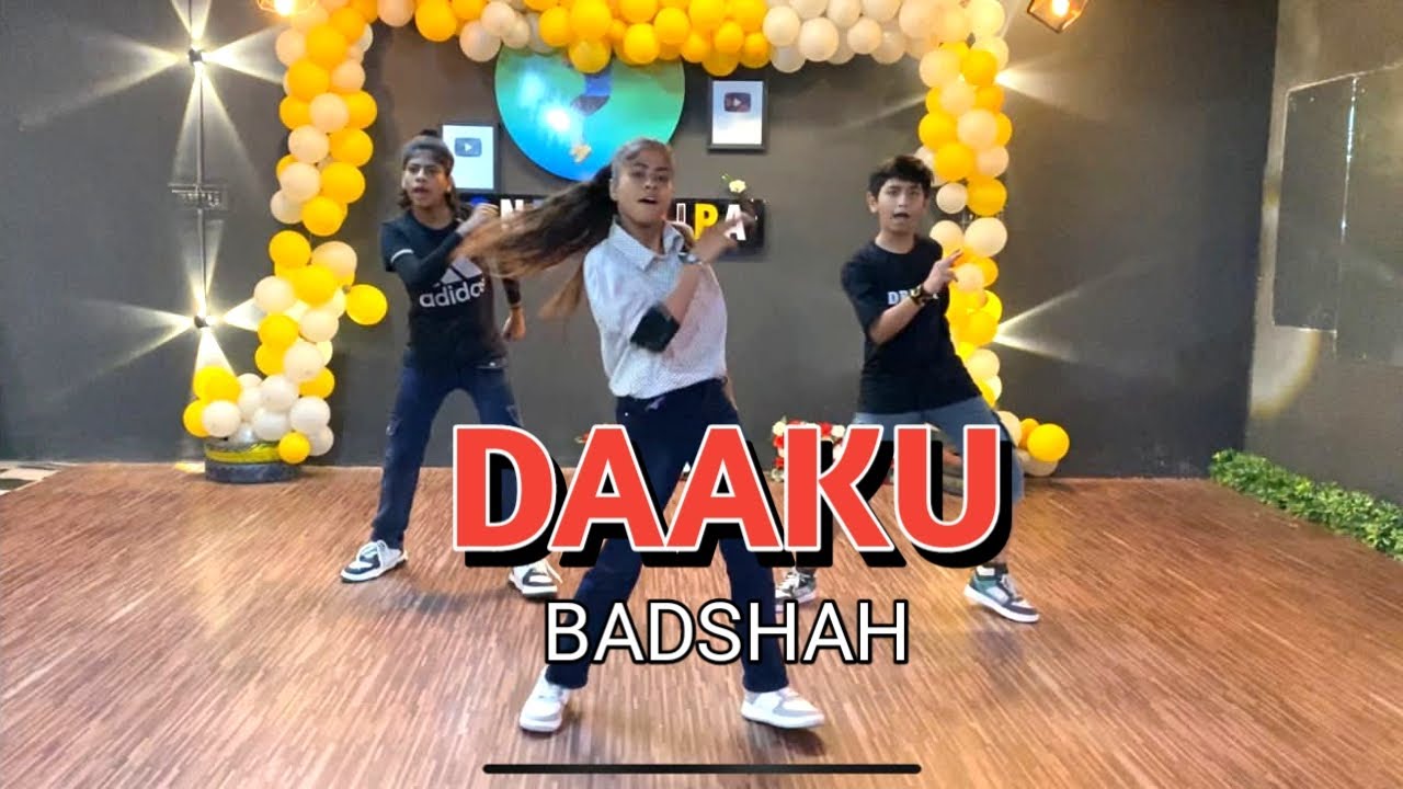 Badshah - Daaku Dance Video || Sharvi Yadav || Hiten || EK THA RAJA ...