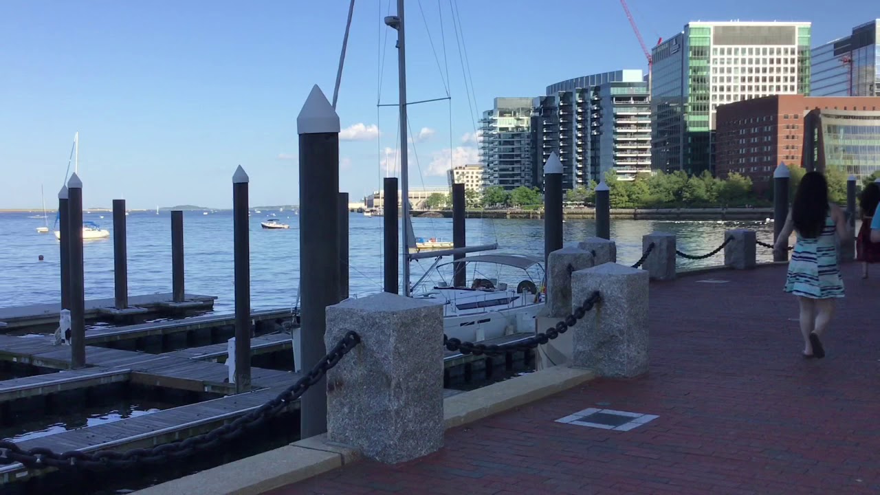 Boat and Plane Action at Rowes Wharf, Boston, MA - YouTube
