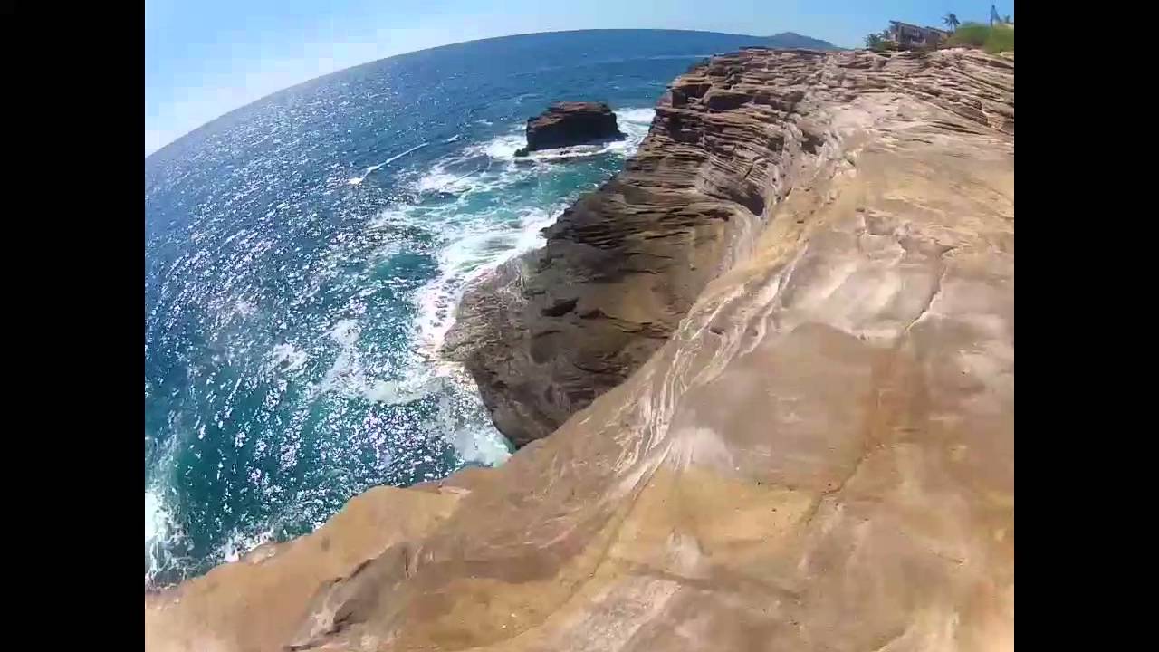 Spitting Caves Oahu Cliff Jump - YouTube
