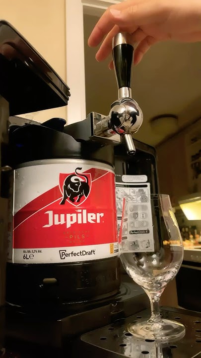 Jupiler Pils Perfectdraft Beer Pouring - YouTube