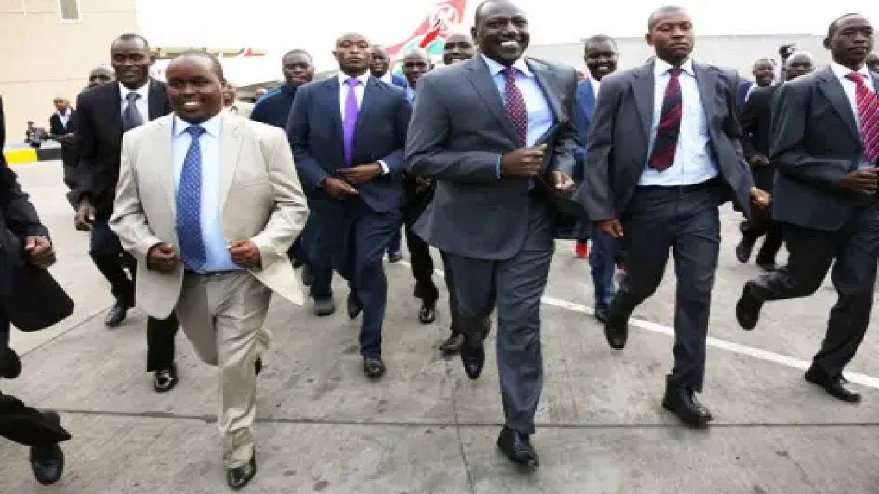 See what happen to Ruto Bodygaurd`s after President Ruto run when ...