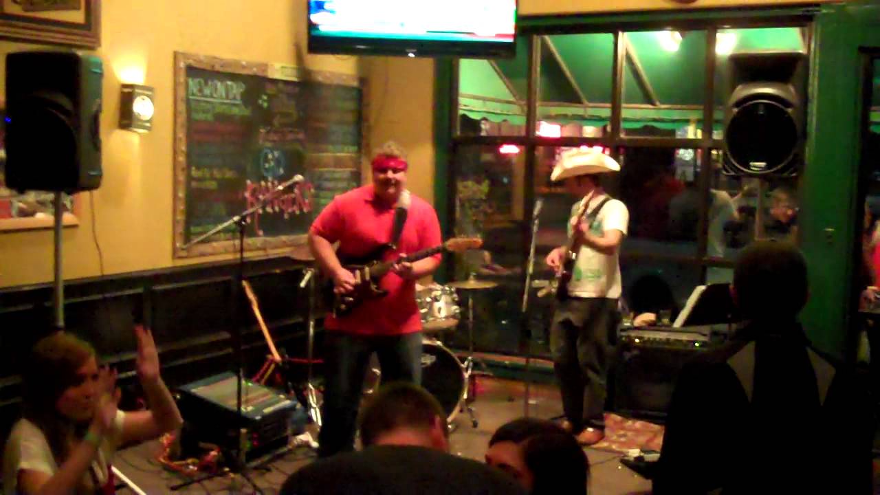 Tornado Allie (Maxwell at his best) - Folsom Prison - YouTube