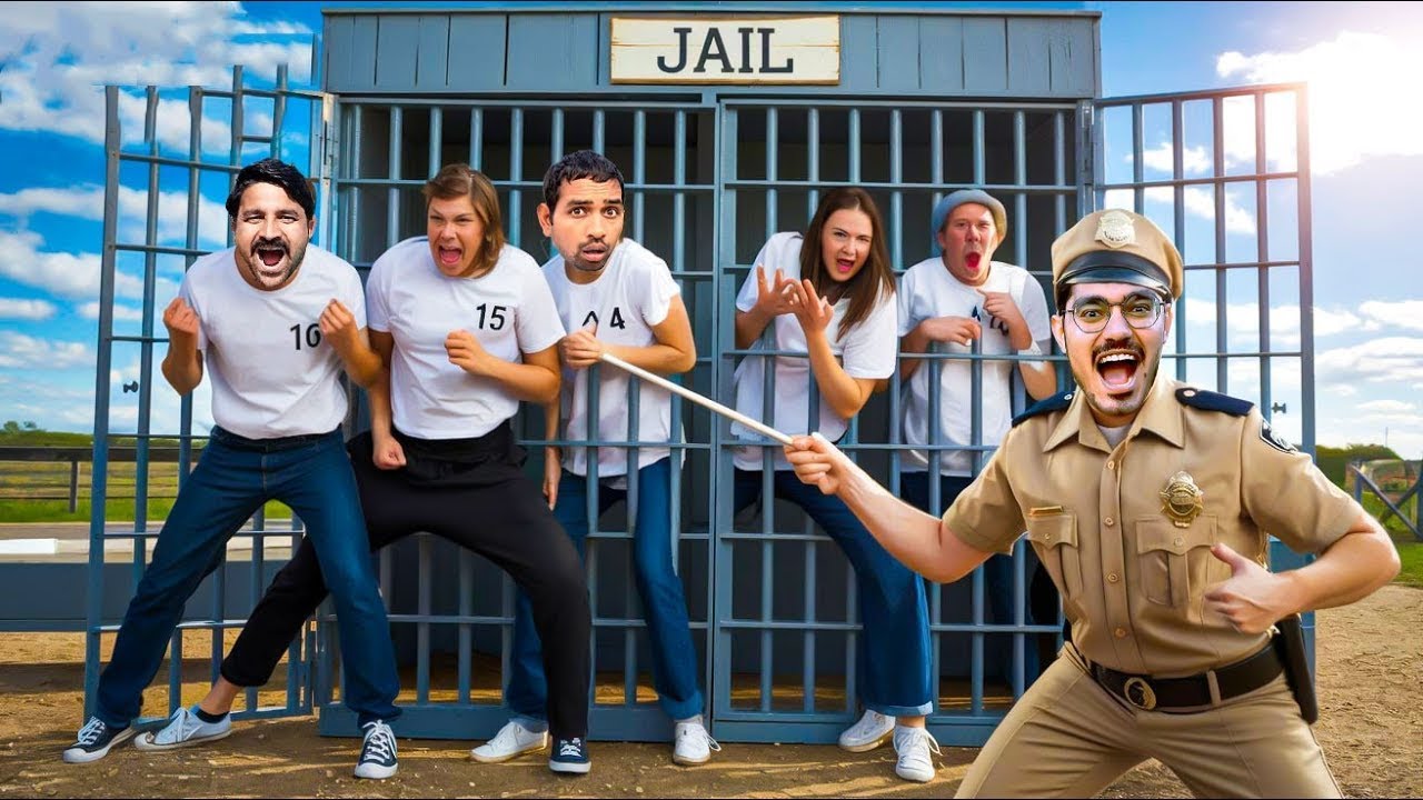 24 Hours in Mini Jail Challenge 24 घंटे इस पिंजरे से बाहर नहीं आ सकता ...