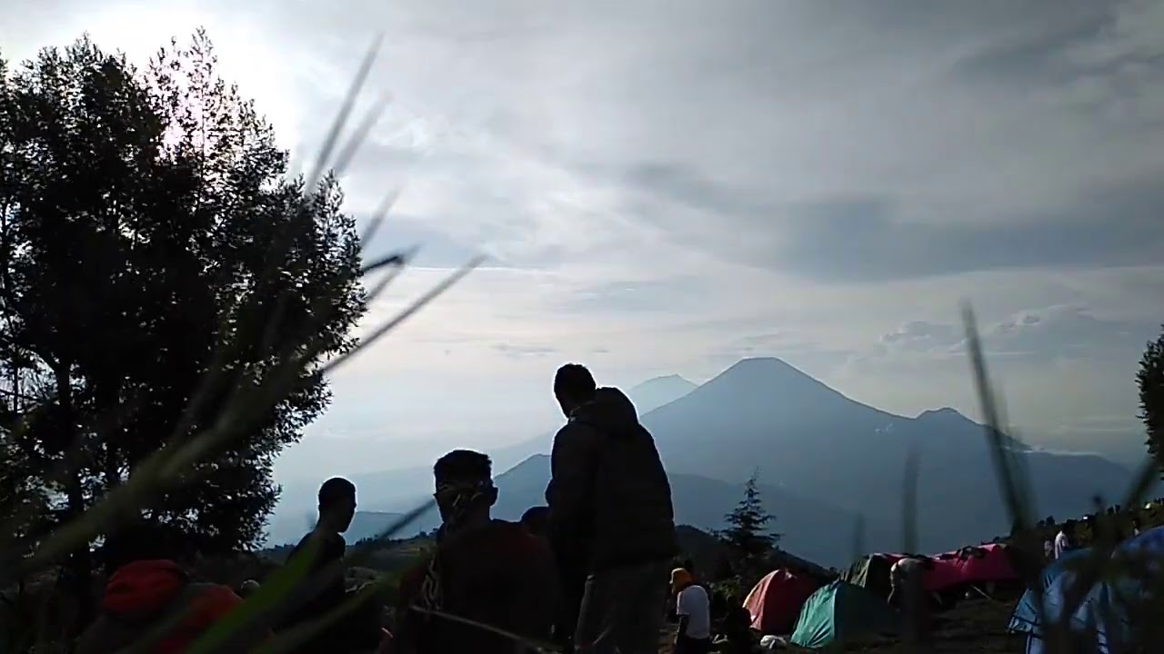 Timelaps view MT.PRAU - YouTube