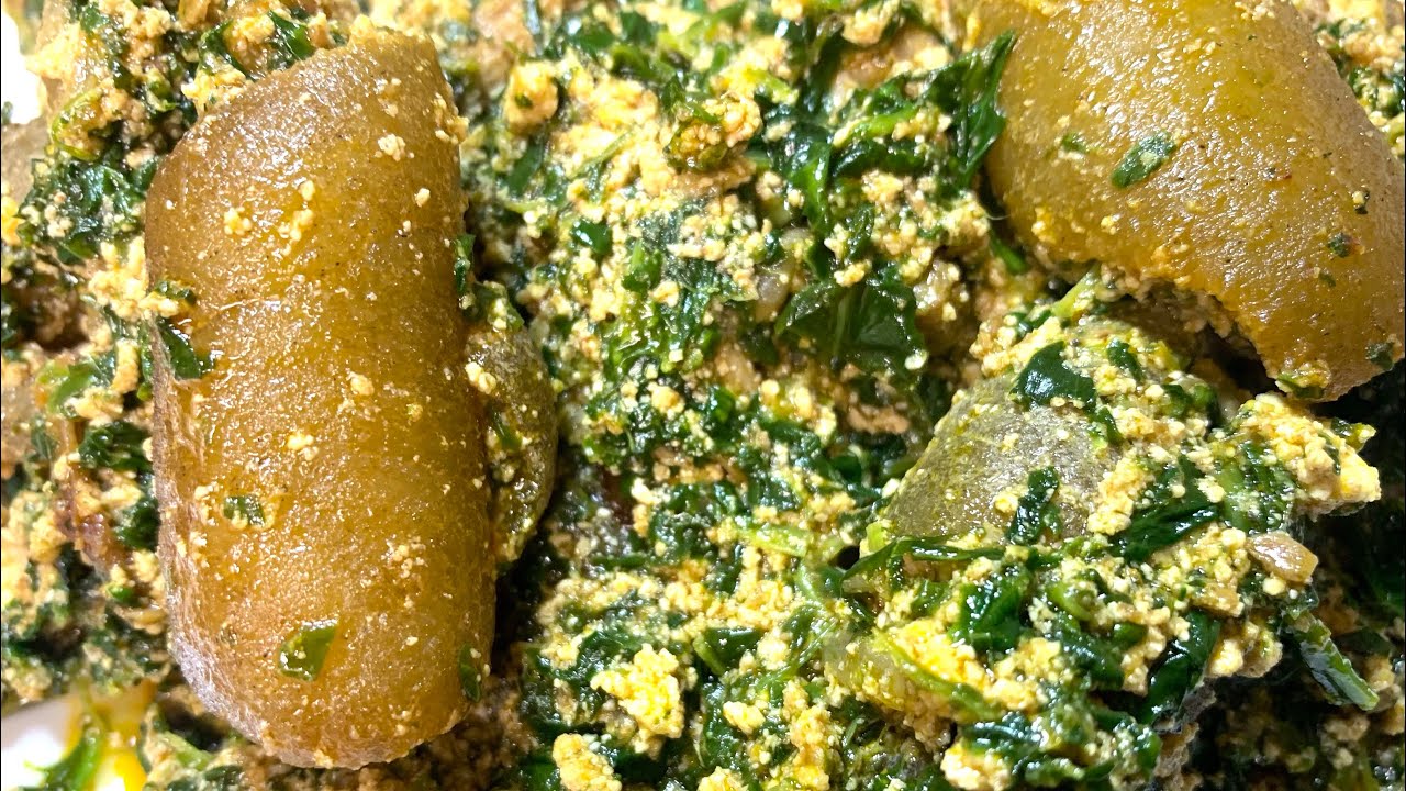 How to make Ghana Kontomire and Akatoa Stew | A Spinach and Melon Seeds ...