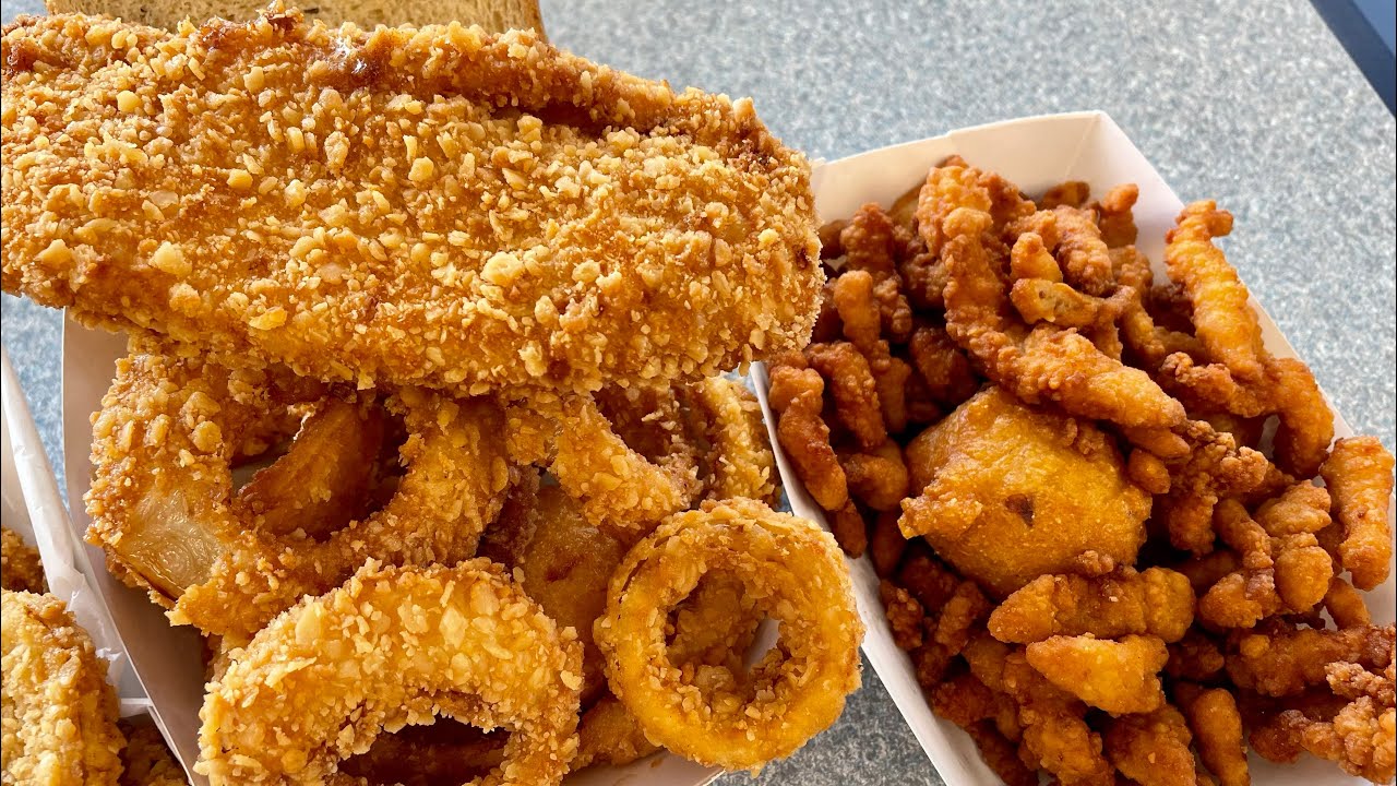 Moby Dick Restaurant Review (Louisville, Kentucky) - YouTube