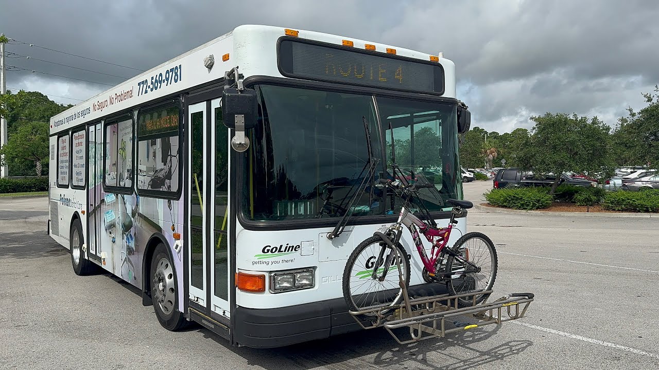 GoLine IRT: 2015 30ft Gillig Low Floor #242 On Route 4 @ IG Center ...