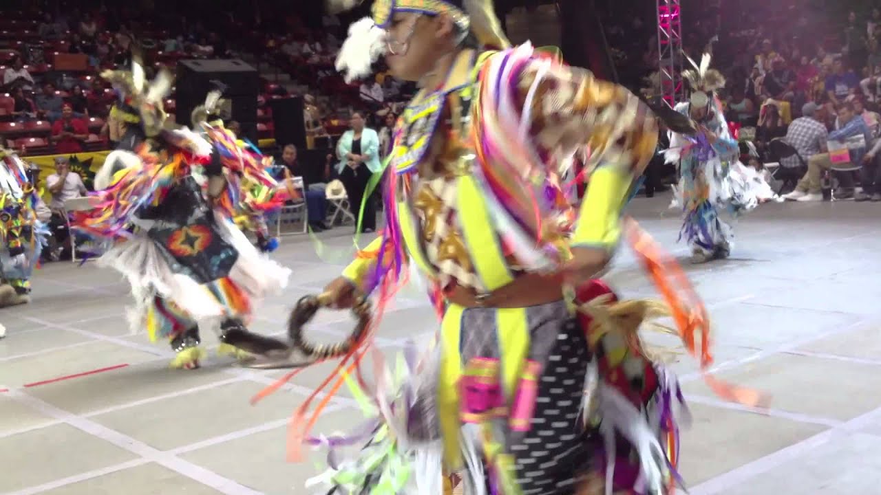Men's Grass Dance - 2014 Gathering of Nations PowWow - YouTube