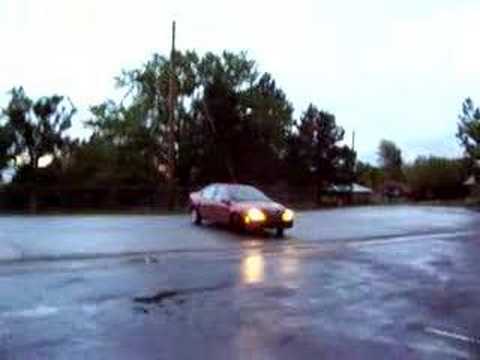 Screeching tires - YouTube