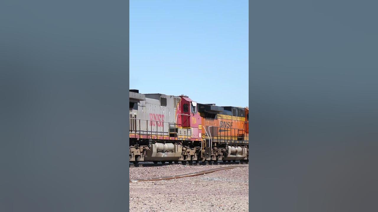 RAILFANNING SHORTS BNSF 7321 EB MP 737 NEEDLES SUB 10-4-2023 #railfaning #railway #train - YouTube