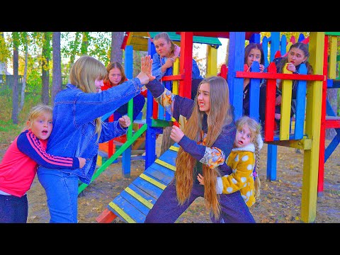 Diana stood up for her younger sister! Whats happened on the Playground?