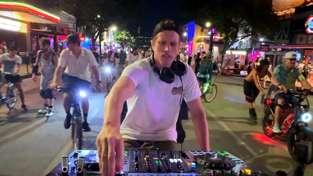 DJ On A Bike| Rolling Rave | Austin Texas - YouTube