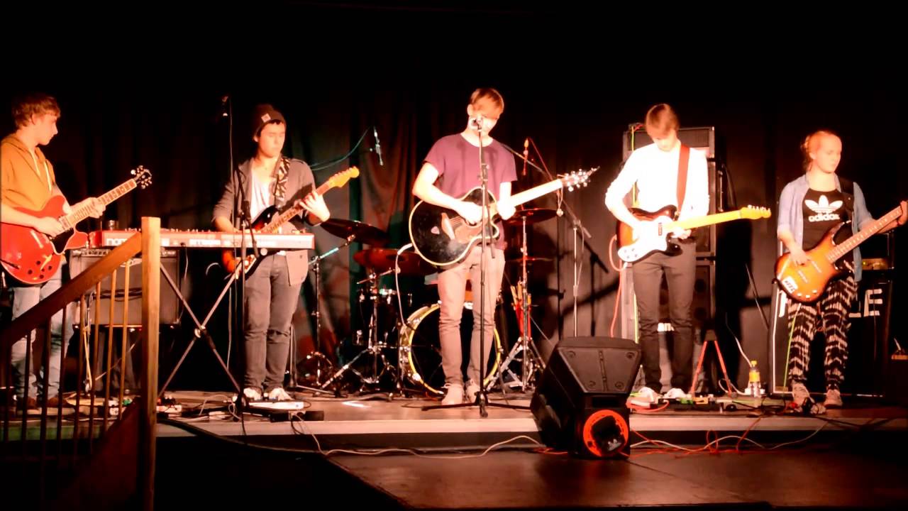 Spil Dansk Dag 2014 @ GUC - House In The Clouds - YouTube