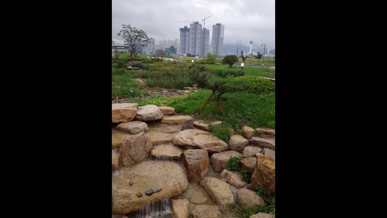 Beautifully Naturalized Fall(drop) Structure LID system: Korea GI & LID ...