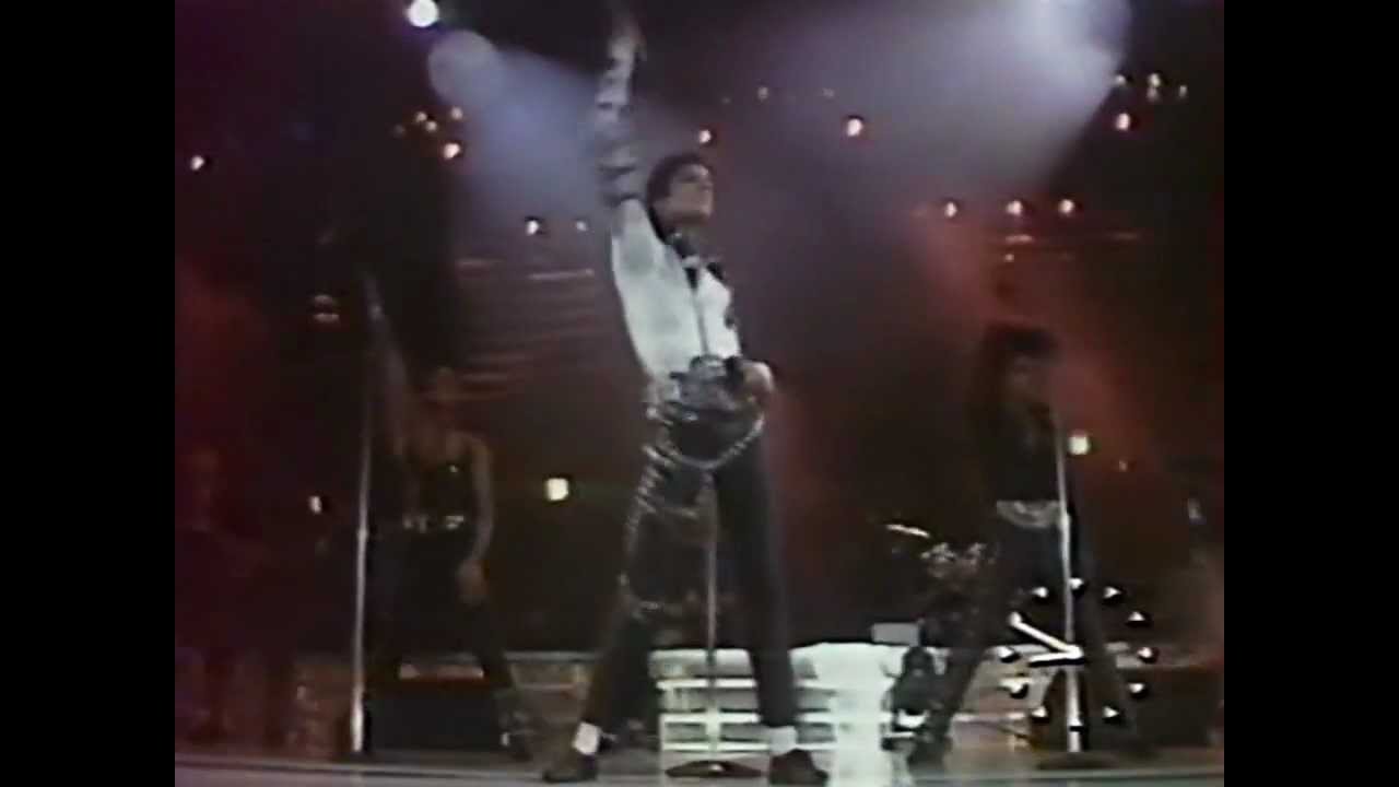 Michael Jackson - Bad World Tour - London Report 1988 - YouTube