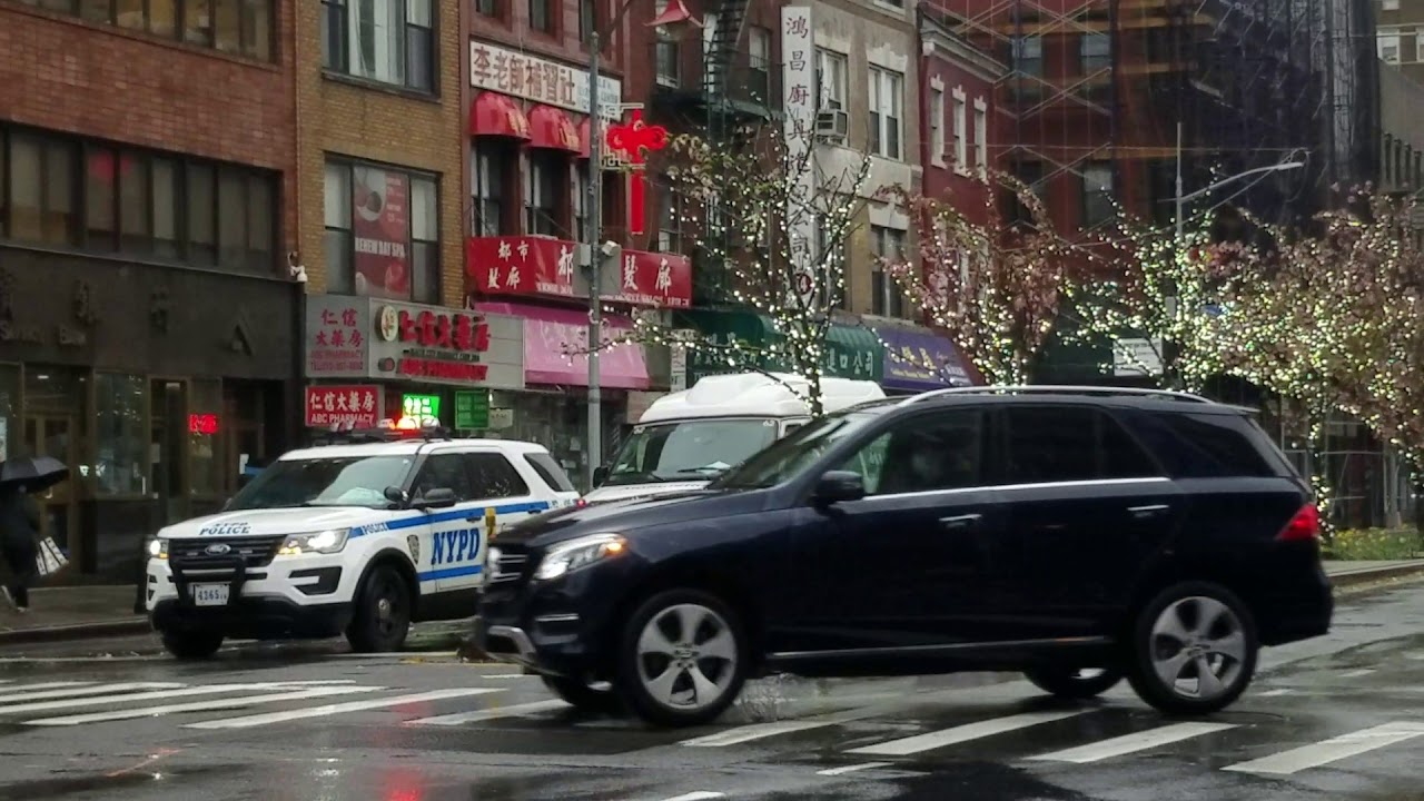 Winds speed 39/mph in NYC Chinatown - YouTube
