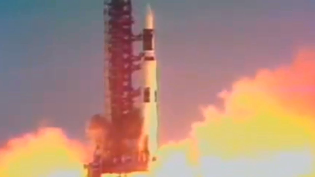 Skylab One Launched Into Orbit On The Last Heavily Modified Saturn V ...