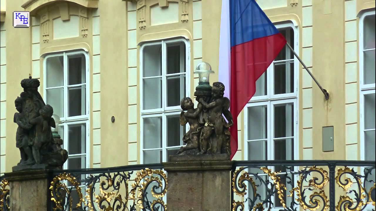 Tschechien, die Prager Burg - YouTube