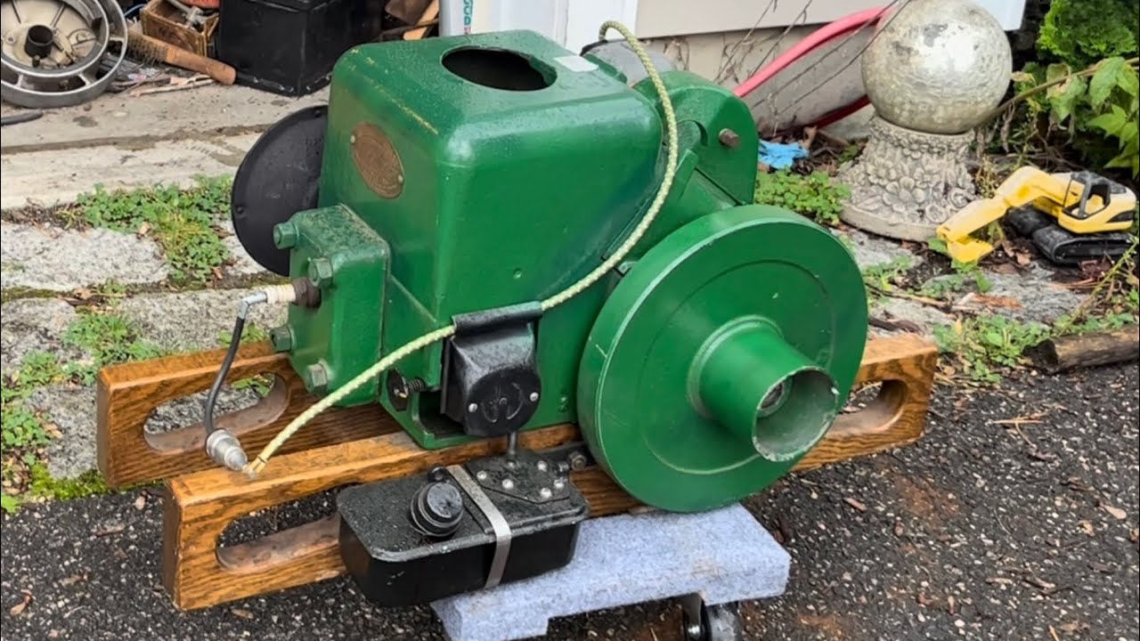 I Scored a Fairbanks Morse Style D Salt Block Engine - YouTube