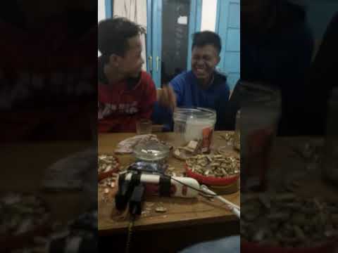 Ketawa sampe pipis ngakak abis 😂😂