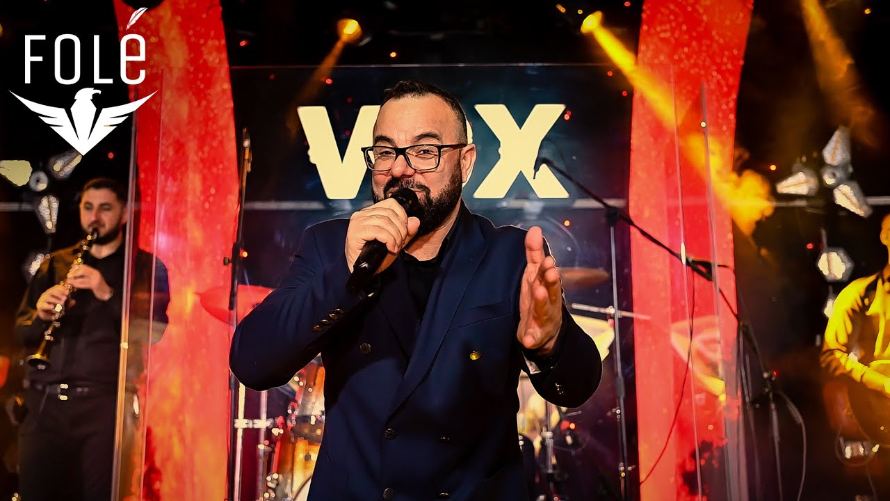 Julian Mustafa - Kolazh Popullor Live Nr 1 - YouTube