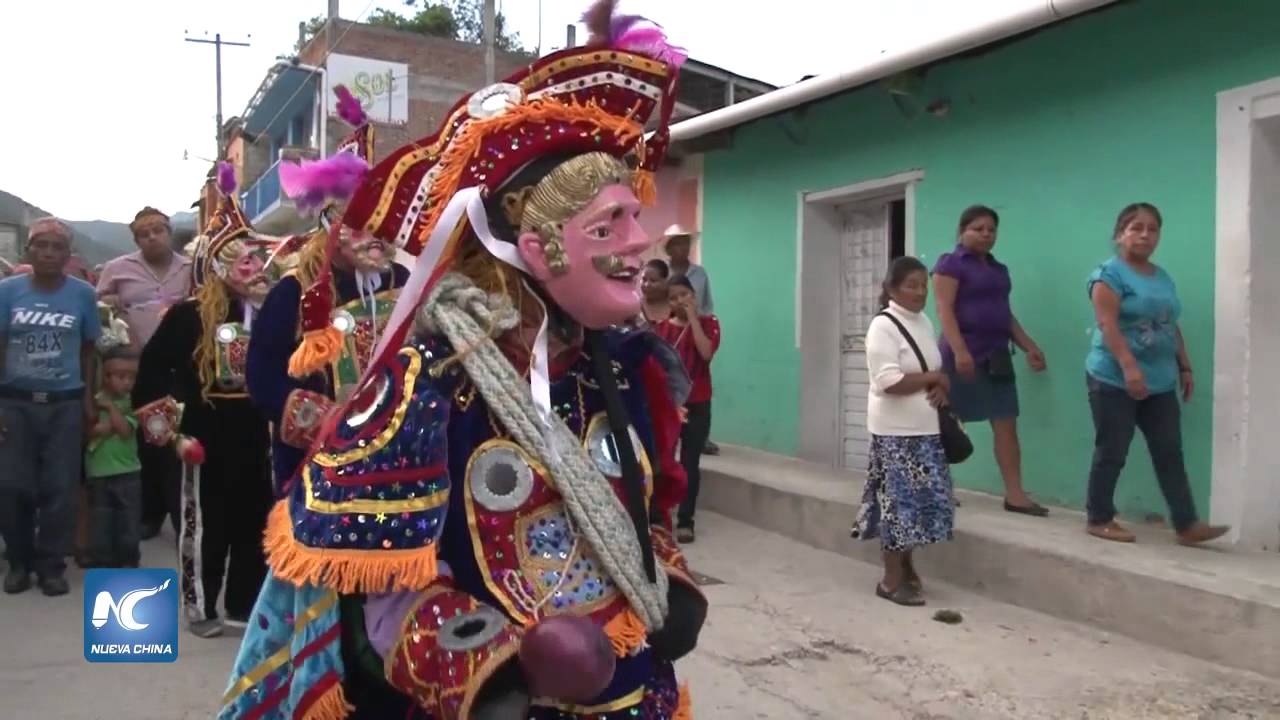 Niños indígenas mochó danzan a San Francisco por buenas cosechas ...