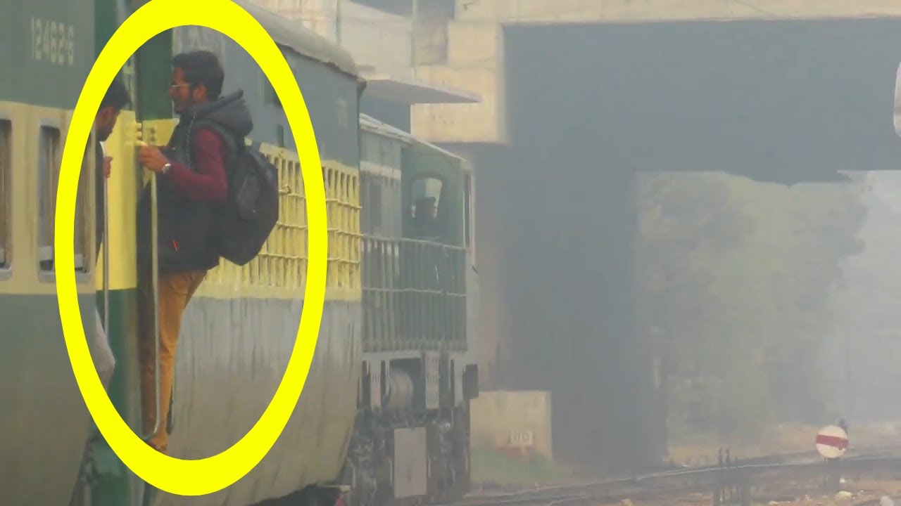 Crazy Man Dangerous Movement Train Ghouri Express Faisalabad Railway ...
