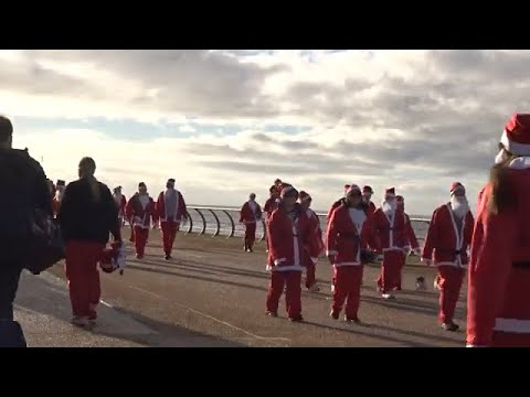 Trinityhospice Brian House Santa Dash Blackpool 2024 Part 2 - YouTube