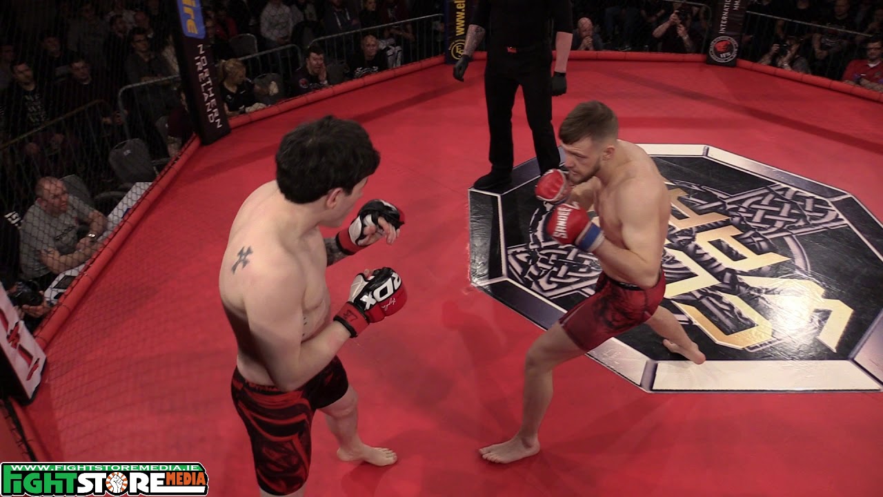 Del Walsh vs James Corrigan - Clan Wars 31 - YouTube