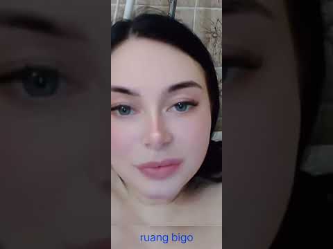 LIVE TANTE GEMOY NUNGGUIN PASCOLL DI TOILET