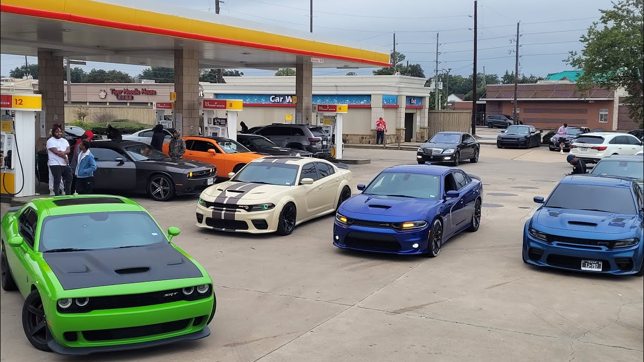 SRT GANG CAME OUT FOR A RIDE... NETWORKING @Relentless.Hemi345‼️MUST ...