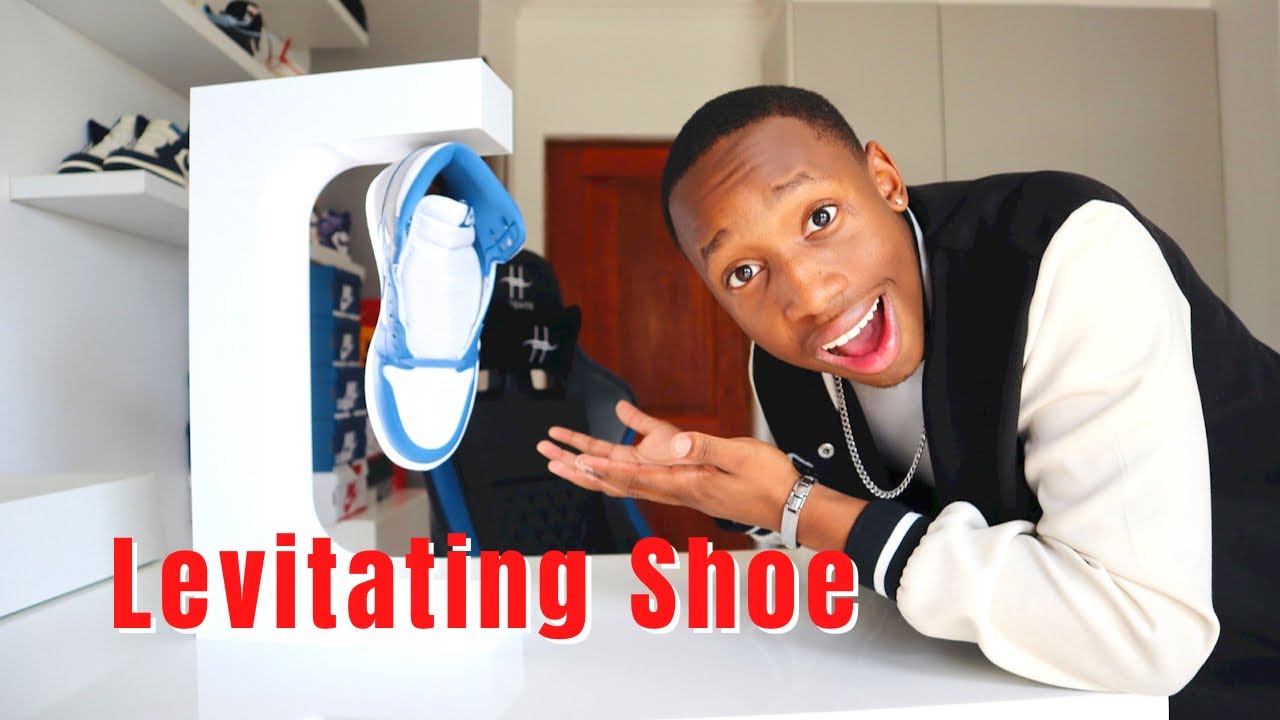 How Does A Levitating Display Work?! - YouTube