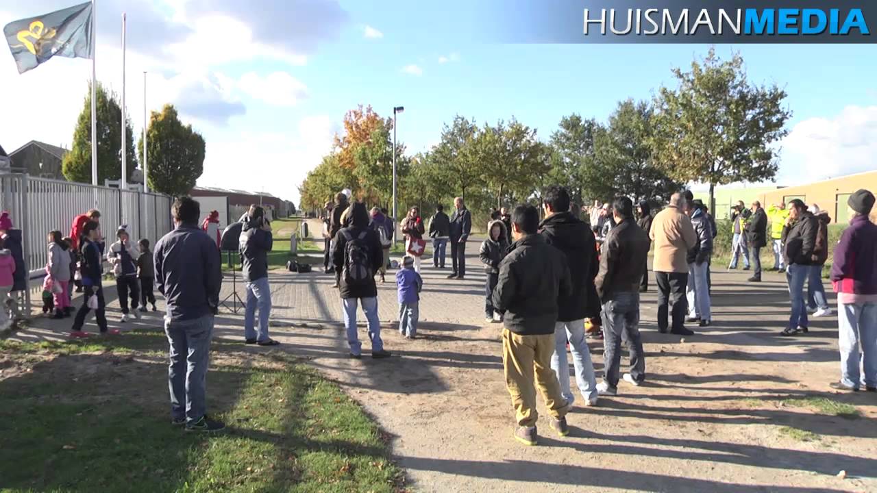 Lawaaidemonstratie AZC Ter Apel - 27 oktober 2012 - YouTube