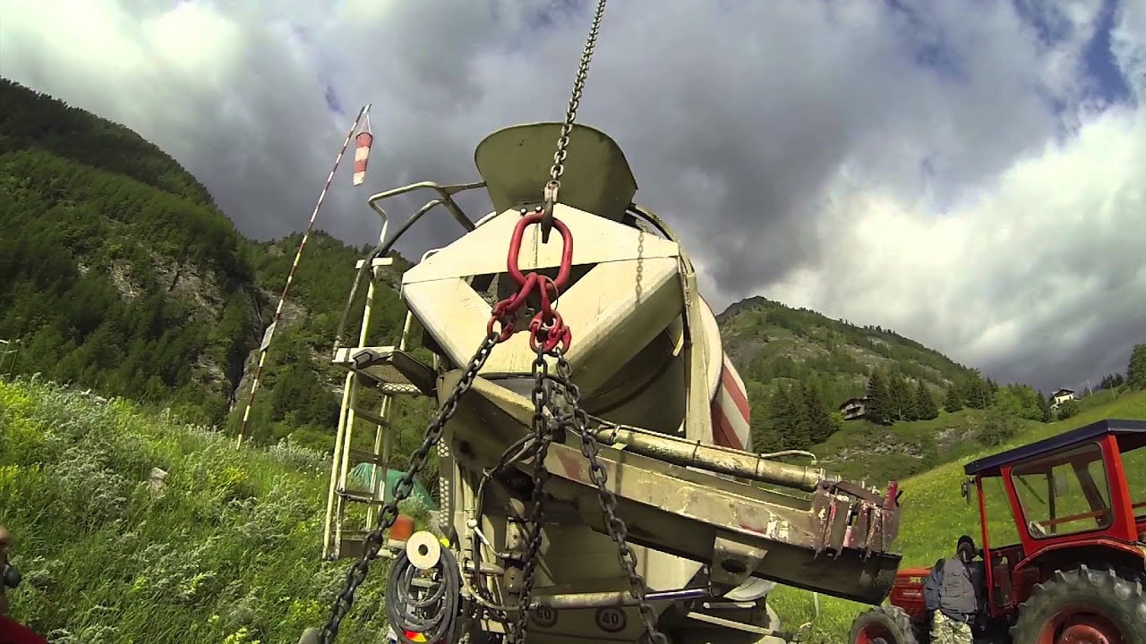 Airstar Aviation Srl. - YouTube